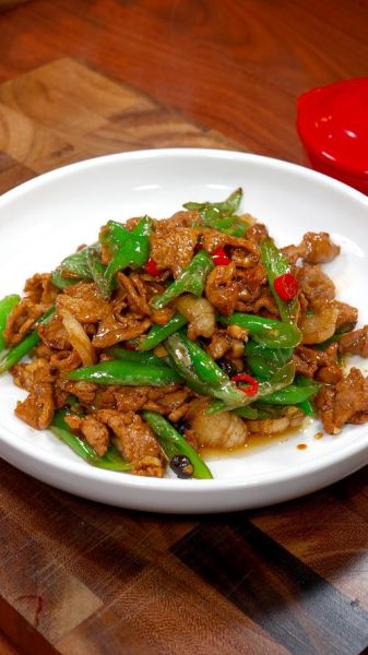 小辣椒炒肉怎么炒好吃_小辣椒炒肉先炒辣椒还是先炒肉-第1张图片-山城妙识 小辣椒炒肉怎么炒好吃_小辣椒炒肉先炒辣椒还是先炒肉-第1张图片-山城妙识