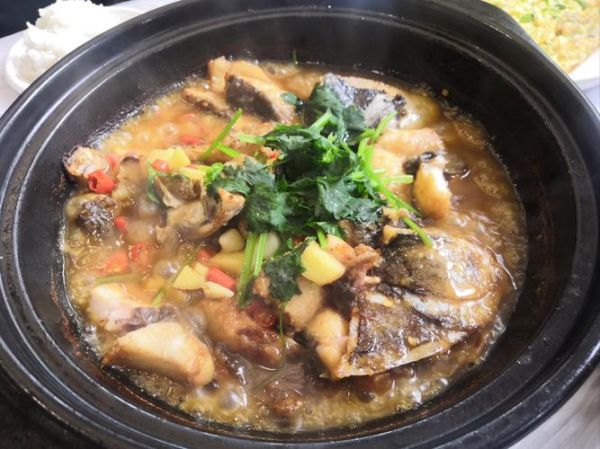 蒸雄鱼头要多长时间_蒸雄鱼头怎么判断熟没熟-第1张图片-山城妙识