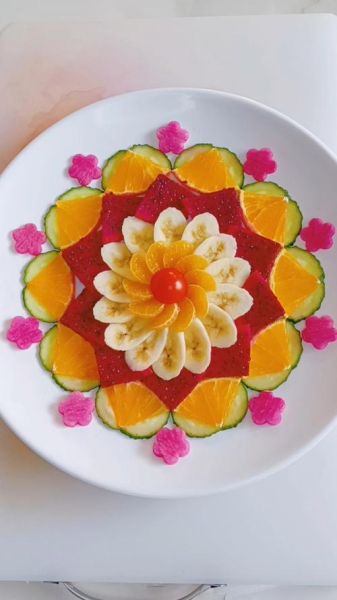 水果拼盘怎么摆好看_水果拼盘做法视频-第3张图片-山城妙识