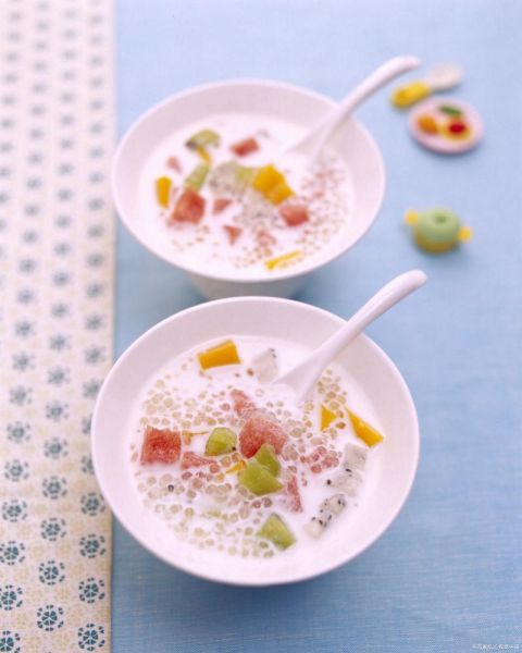 牛奶西米怎么煮不夹生_牛奶西米煮多久才透明-第1张图片-山城妙识