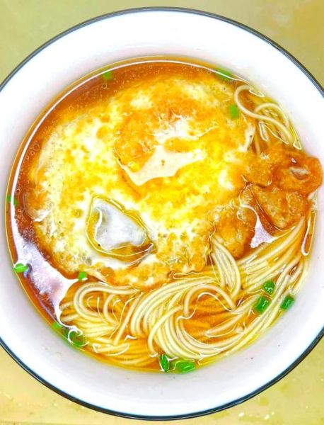 荷包蛋清汤挂面怎么煮_荷包蛋清汤挂面做法窍门-第3张图片-山城妙识