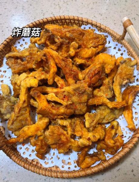 炸蘑菇的家常做法_炸蘑菇怎么做好吃又酥脆-第2张图片-山城妙识