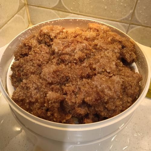 粉蒸排骨怎么做_粉蒸排骨用哪种米粉-第3张图片-山城妙识