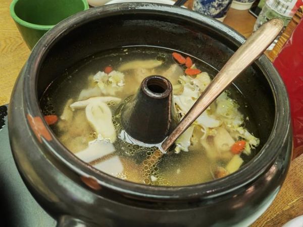 汽锅鸡怎么吃_汽锅鸡的正确吃法-第3张图片-山城妙识 汽锅鸡怎么吃_汽锅鸡的正确吃法-第3张图片-山城妙识