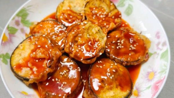 浇汁茄盒怎么做_茄盒浇汁配方-第1张图片-山城妙识