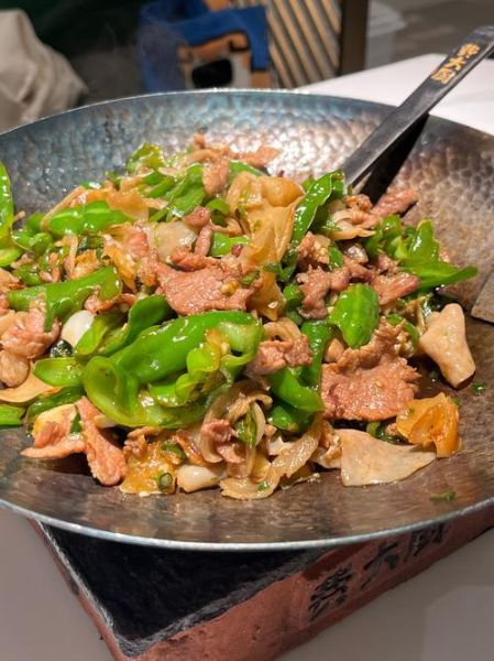 大辣椒炒肉怎么炒才好吃_大辣椒炒肉的家常做法-第2张图片-山城妙识 大辣椒炒肉怎么炒才好吃_大辣椒炒肉的家常做法-第2张图片-山城妙识