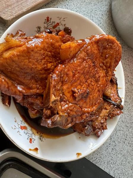 红烧大排怎么做好吃_红烧大排家常做法-第1张图片-山城妙识 红烧大排怎么做好吃_红烧大排家常做法-第1张图片-山城妙识