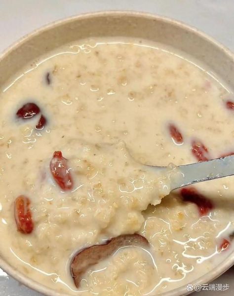 燕麦片粥怎么做_燕麦粥加什么好吃-第2张图片-山城妙识