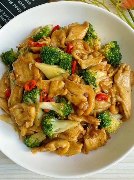 鸡胸肉炒什么好吃家常菜_鸡胸肉炒什么菜最下饭-第1张图片-山城妙识