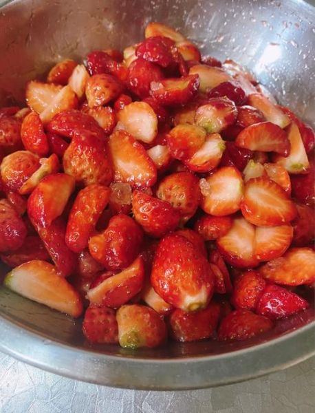 草莓酱怎么做_草莓酱的做法大全视频-第2张图片-山城妙识