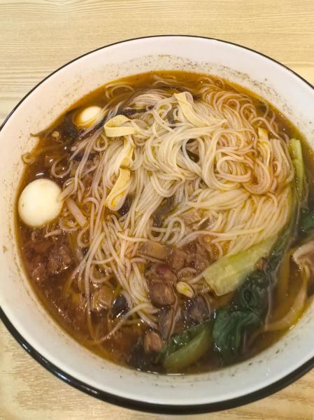 鸡丁米线怎么做好吃_家常鸡丁米线做法窍门-第3张图片-山城妙识