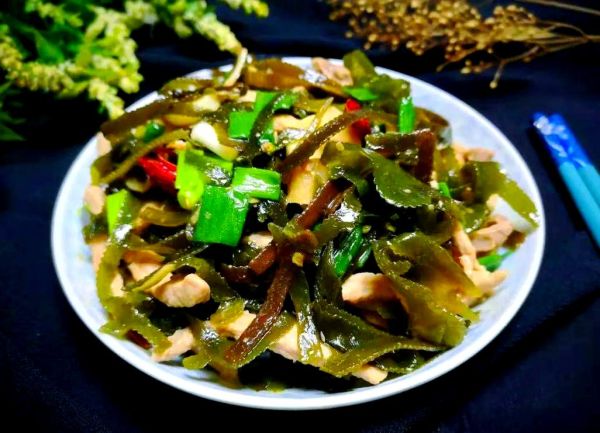 肉炒海带丝怎么炒好吃_海带丝炒肉要不要焯水-第2张图片-山城妙识