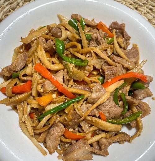 杏鲍菇炒肉怎么做好吃_杏鲍菇炒肉视频教程-第1张图片-山城妙识