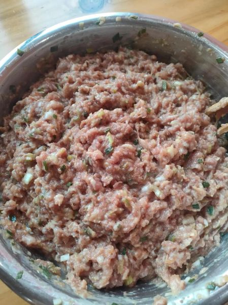 猪肉大葱馄饨馅怎么调_馄饨馅怎么调才鲜嫩多汁-第2张图片-山城妙识