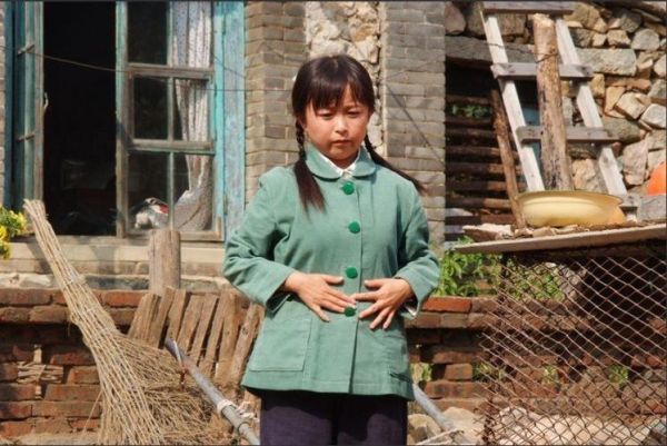 樱桃红之袖珍妈妈演员表_谁饰演了杜娟-第1张图片-山城妙识 樱桃红之袖珍妈妈演员表_谁饰演了杜娟-第1张图片-山城妙识