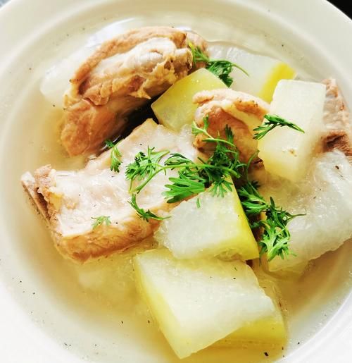 排骨炖冬瓜汤怎么做_家常冬瓜排骨汤做法-第3张图片-山城妙识