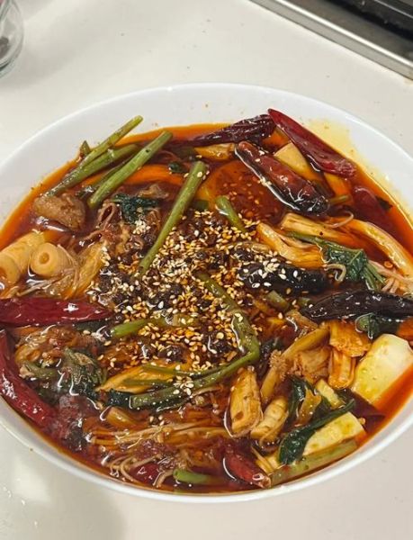 麻辣烫在家怎么做_麻辣烫简易做法-第2张图片-山城妙识