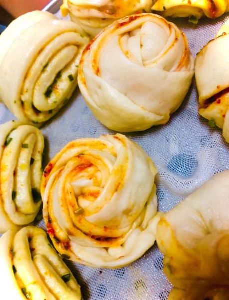 馒头花卷怎么做_花样视频教程-第1张图片-山城妙识 馒头花卷怎么做_花样视频教程-第1张图片-山城妙识