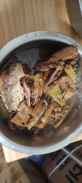 罐头鱼炒苦瓜怎么做_罐头鱼炒苦瓜好吃吗-第3张图片-山城妙识