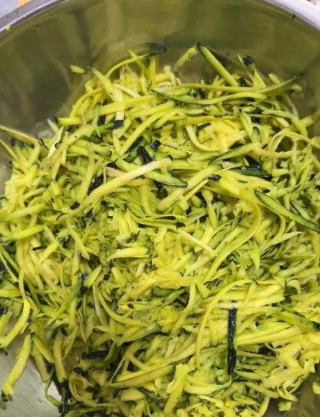 南瓜馅饼怎么做_南瓜馅饼的制作方法步骤-第3张图片-山城妙识