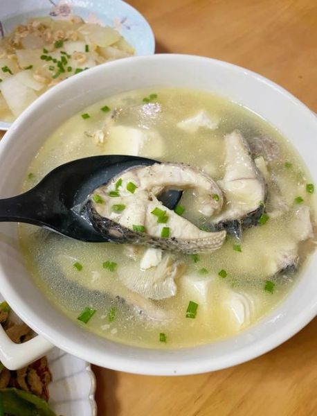 鲤鱼豆腐汤怎么做_家常做法窍门-第3张图片-山城妙识