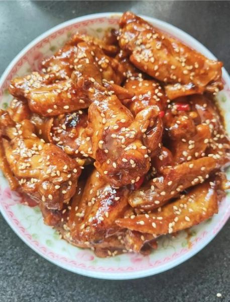 照烧鸡翅怎么做_照烧鸡翅腌制多久-第1张图片-山城妙识