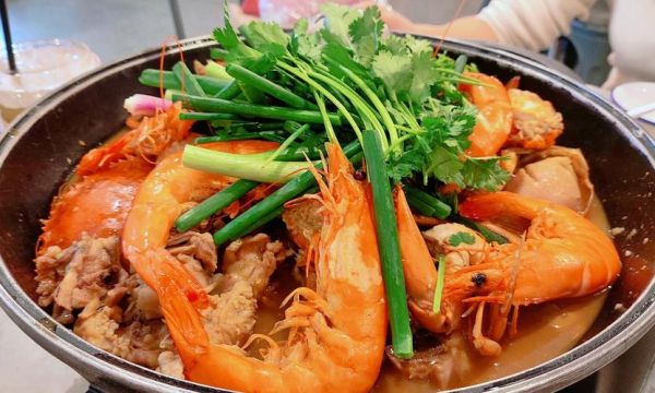 虾蟹鸡煲怎么做_虾蟹鸡煲家常做法-第1张图片-山城妙识