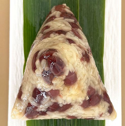 红豆粽子怎么包_红豆粽子包法步骤-第3张图片-山城妙识