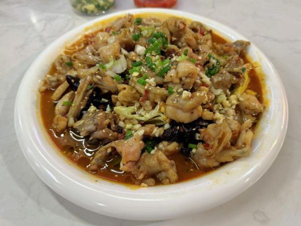 田鸡放什么配菜好_田鸡搭配什么蔬菜最香-第1张图片-山城妙识