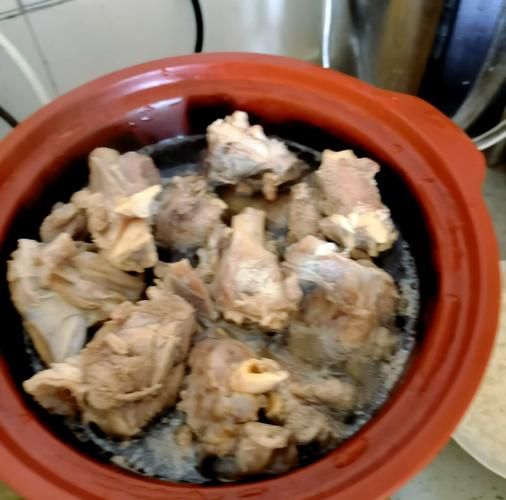 羊骨头怎么炖好吃没腥味_羊骨头去腥技巧-第2张图片-山城妙识