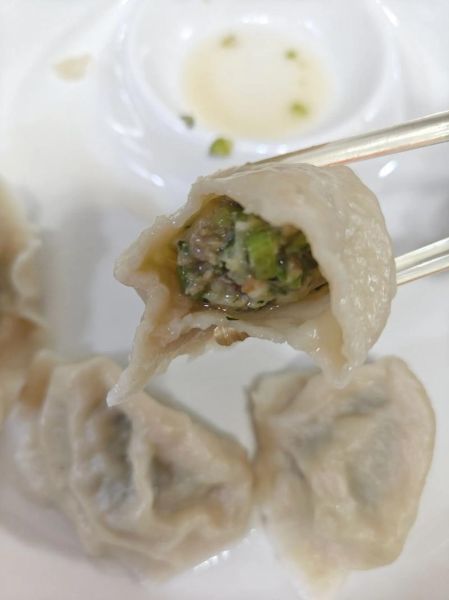 芹菜虾仁饺子馅怎么做_芹菜虾仁饺子馅的正宗做法-第2张图片-山城妙识 芹菜虾仁饺子馅怎么做_芹菜虾仁饺子馅的正宗做法-第2张图片-山城妙识