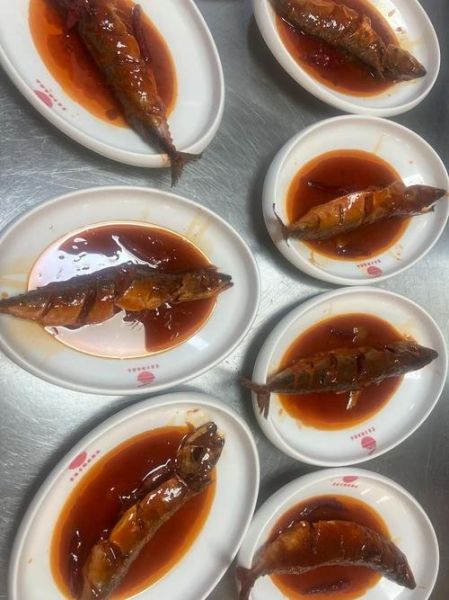 茄汁鱼罐头怎么做_茄汁鱼罐头家庭做法-第1张图片-山城妙识