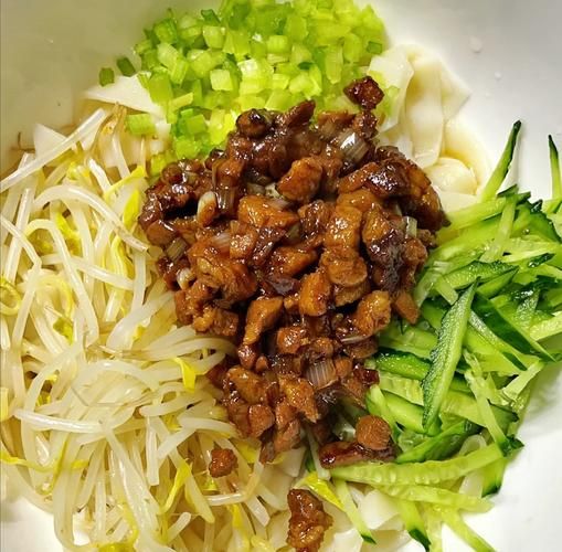 炸肉酱面怎么做_炸酱面肉酱配方-第2张图片-山城妙识