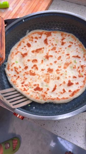 油饼怎么做好吃又松软_油饼制作视频教程-第2张图片-山城妙识