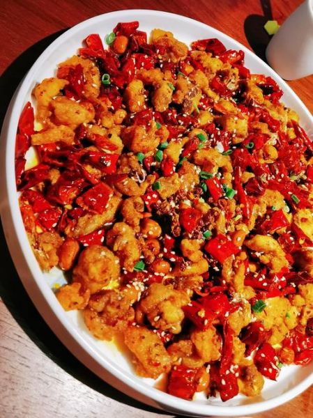 歌乐山辣子鸡怎么做_正宗歌乐山辣子鸡配方-第1张图片-山城妙识