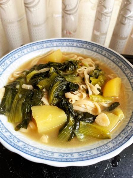 热汤挂面怎么做好吃_热汤挂面做法步骤详解-第3张图片-山城妙识