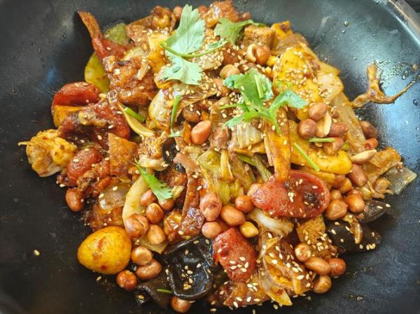 麻辣香锅食材有哪些_怎么做才够味-第3张图片-山城妙识 麻辣香锅食材有哪些_怎么做才够味-第3张图片-山城妙识