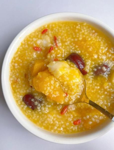 南瓜小米粥的做法_南瓜小米粥的功效与禁忌-第1张图片-山城妙识