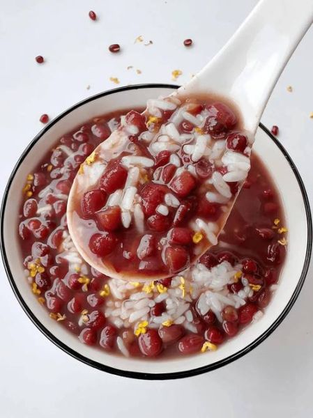 五仁粥是哪五种坚果_五仁粥的功效与做法-第1张图片-山城妙识