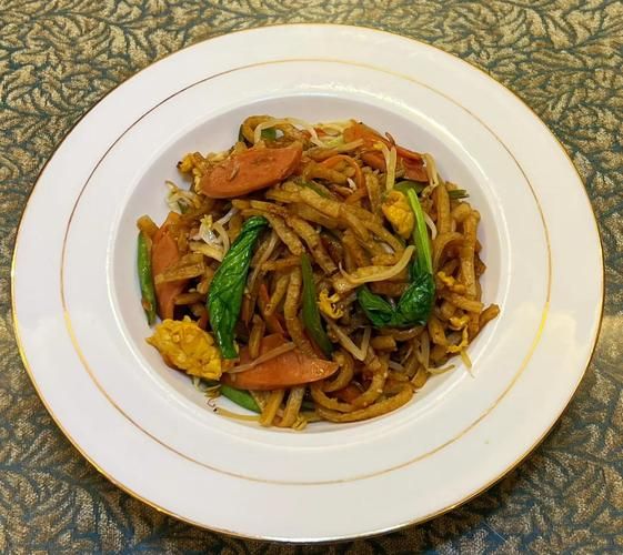 豆芽炒饼丝怎么做_豆芽炒饼丝家常做法-第1张图片-山城妙识
