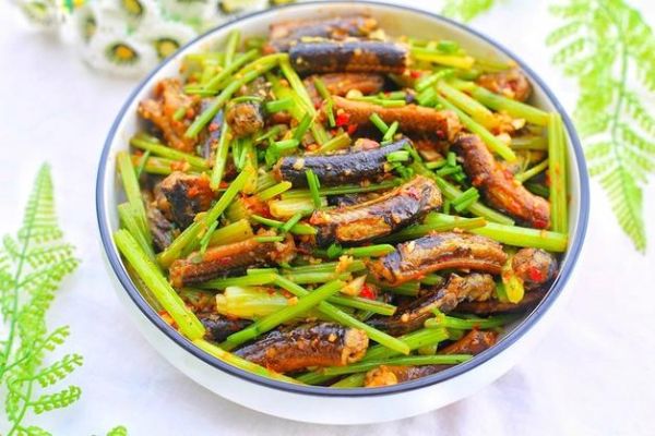 爆炒黄鳝怎么做好吃_爆炒黄鳝去腥窍门-第3张图片-山城妙识