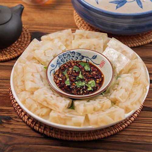 水晶皮冻怎么做_猪皮冻透明秘诀-第3张图片-山城妙识