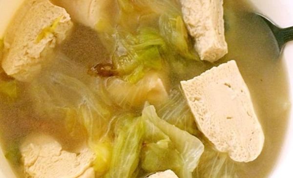 白菜炖冻豆腐怎么做_冻豆腐为什么多孔-第2张图片-山城妙识 白菜炖冻豆腐怎么做_冻豆腐为什么多孔-第2张图片-山城妙识