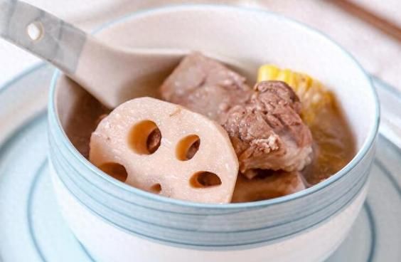 莲藕排骨汤怎么做不发黑_莲藕不发黑的小妙招-第2张图片-山城妙识 莲藕排骨汤怎么做不发黑_莲藕不发黑的小妙招-第2张图片-山城妙识