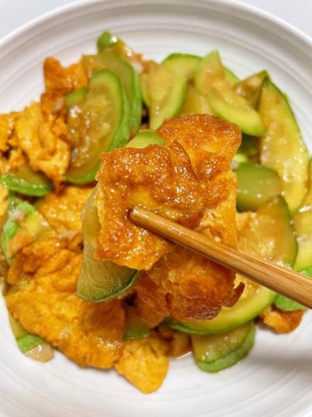 西葫芦炒什么最好吃_西葫芦不能和什么一起吃-第1张图片-山城妙识 西葫芦炒什么最好吃_西葫芦不能和什么一起吃-第1张图片-山城妙识