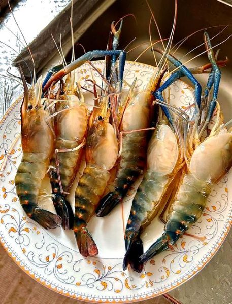 清蒸罗氏虾怎么做_清蒸罗氏虾蒸几分钟-第1张图片-山城妙识