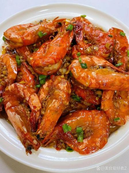 油焖大虾家常做法_蒜香油焖大虾怎么做-第1张图片-山城妙识