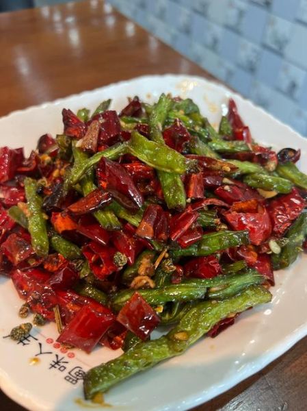 正宗麻婆豆腐怎么做_川菜回锅肉的家常做法-第1张图片-山城妙识