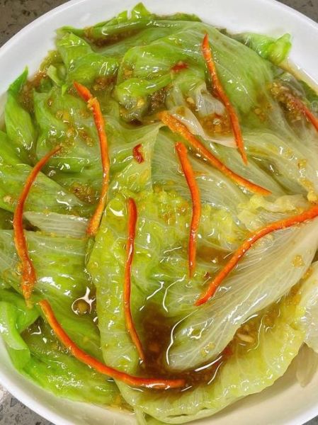 蒜泥生菜怎么炒才脆_蒜泥生菜焯水还是直接炒-第3张图片-山城妙识