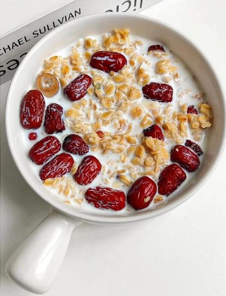 牛奶麦片粥怎么做_牛奶麦片粥要煮多久-第1张图片-山城妙识